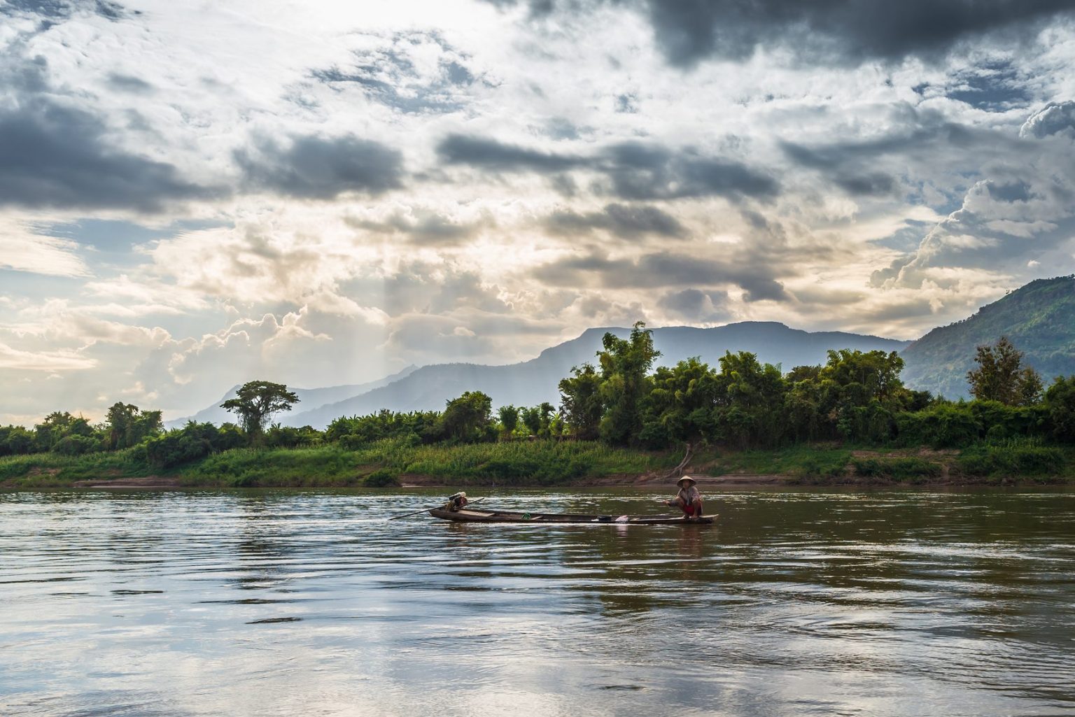 The Legend of Garuda VS. Naga: An Asian Folktale - Secret Retreats Blog
